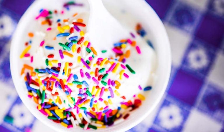 12 Ways to Get Free Ice Cream Today - DealTrunk